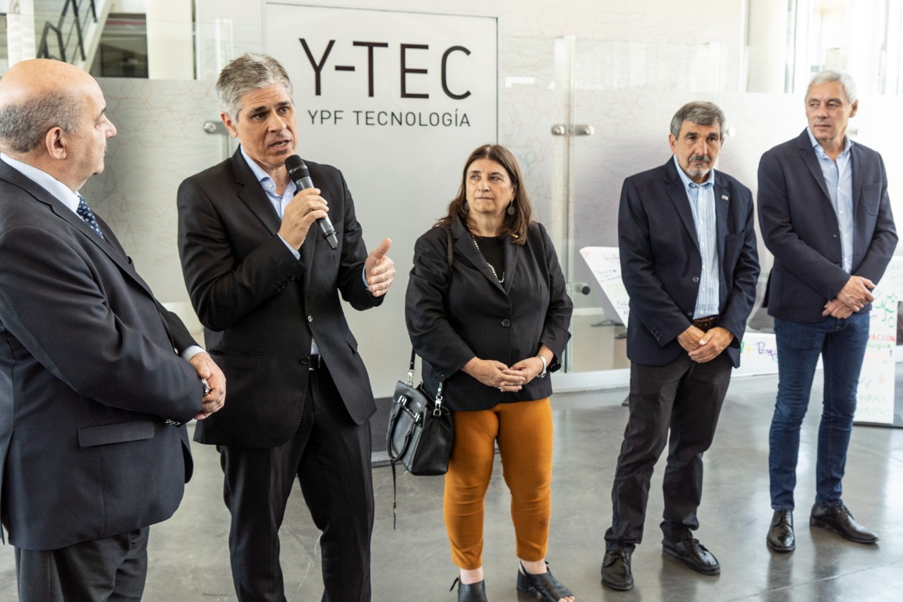 Y-TEC conmemoró sus 10 años - El sitio de la energía en la región